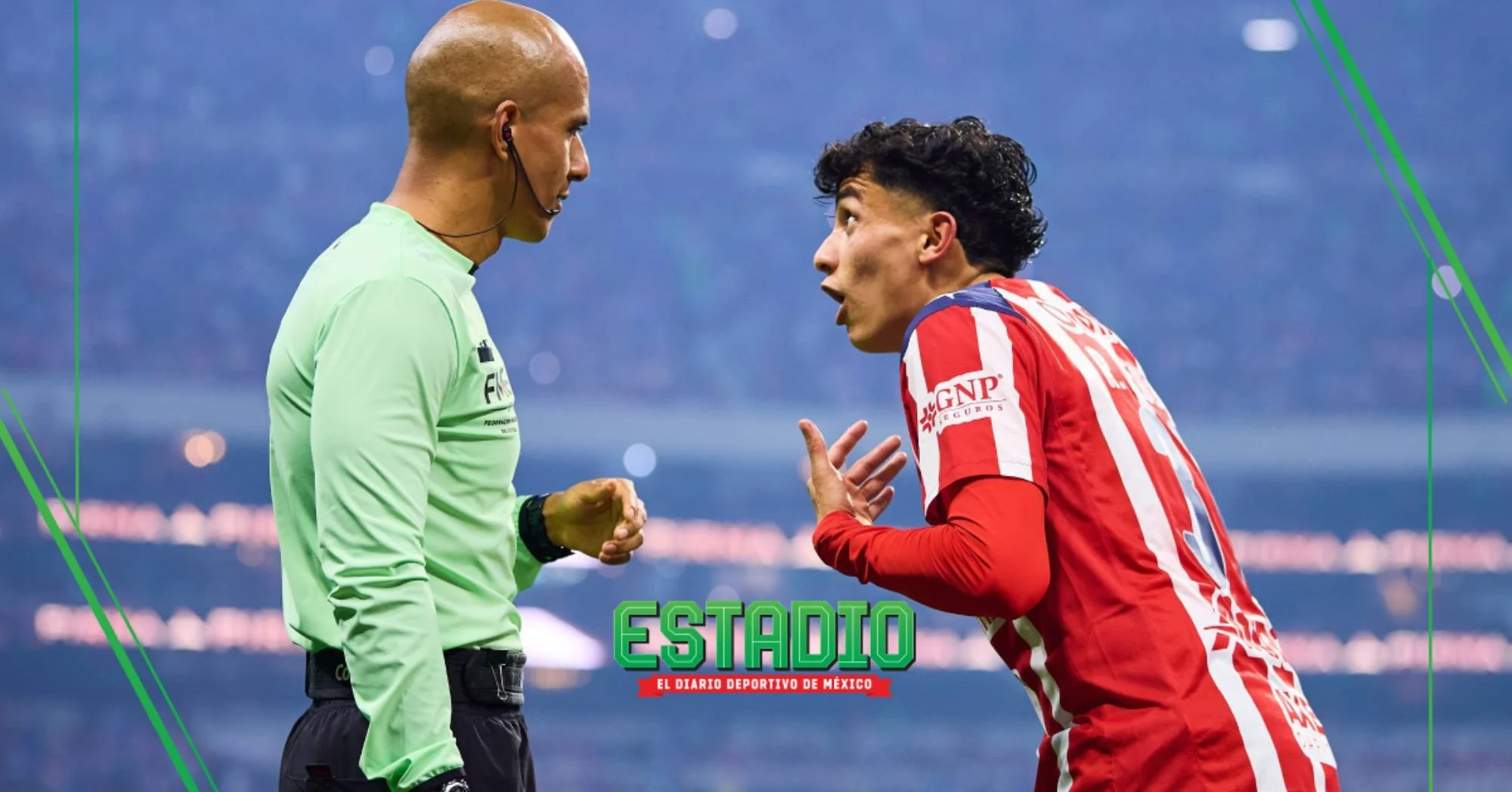 Chivas exhibe al arbitraje de Maximiliano Quintero en redes sociales